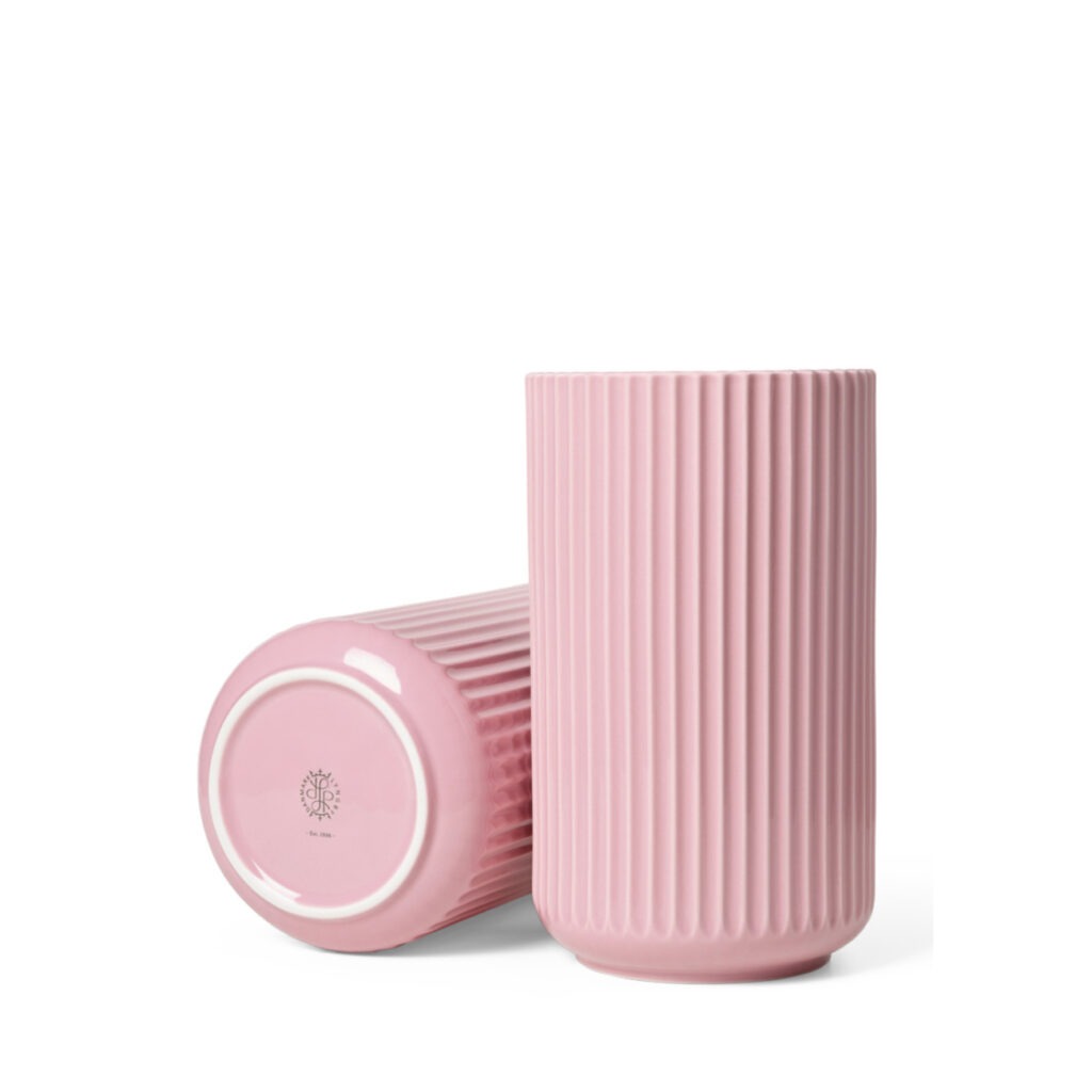 Lyngby Vaas - Porselein Roze - 25 cm - koop je bij Scandinavisch Design byJensen